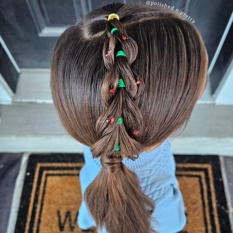 Christmas Hairstyles for Kids: Cute & Festive Holiday Looks
