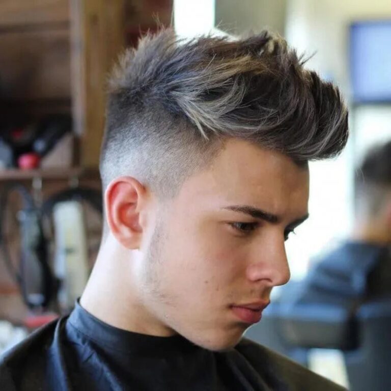 Short Pompadour Hairstyle – Modern & Stylish Men’s Look
