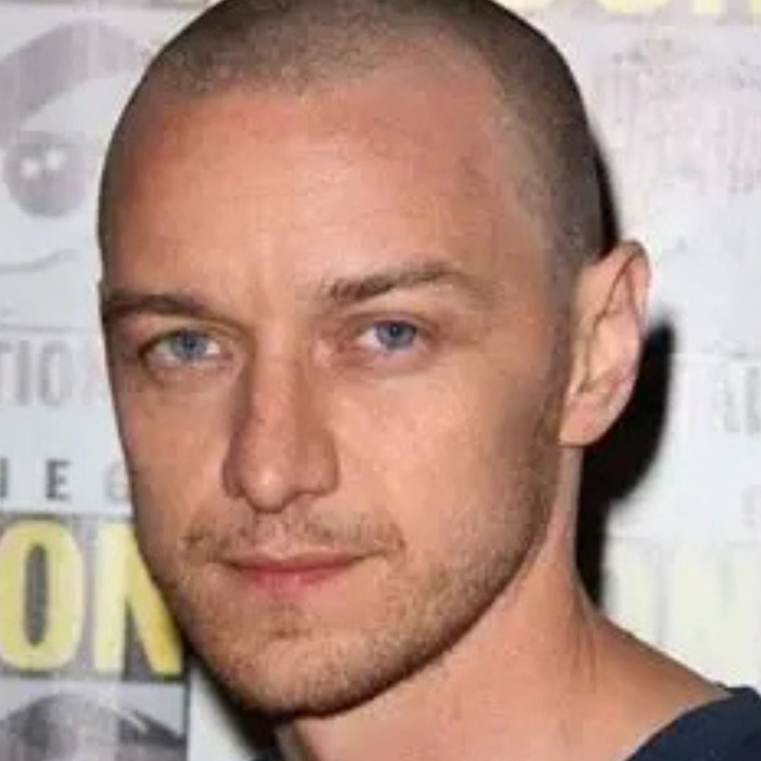 Men Buzz cut Hairstyle for Inverted Triangle Face Guide