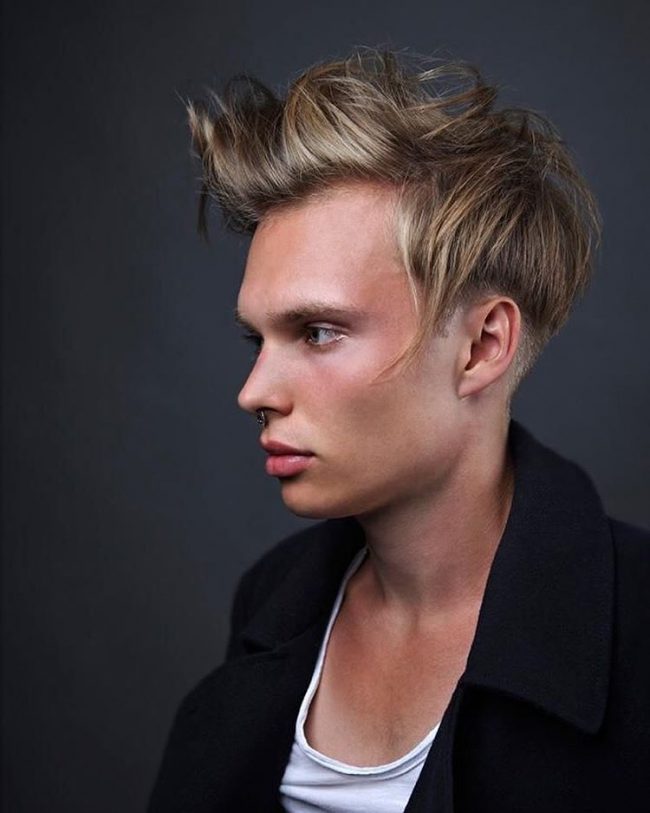 Men's Angular Hairstyles for Soft Round Face: Sharp Looks